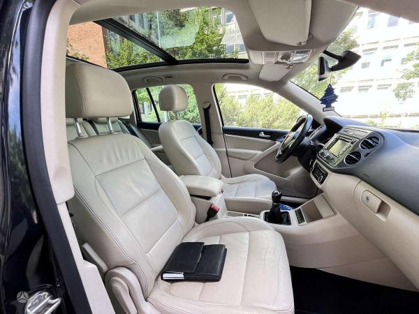 Volkswagen Tiguan 2013 Šauļi, ar dzinēja tilpumu 2.00 L un nobraukumu 273 tūkst. km par 8250 €, foto 1 vietnē AUTOMOTO.COM.LV