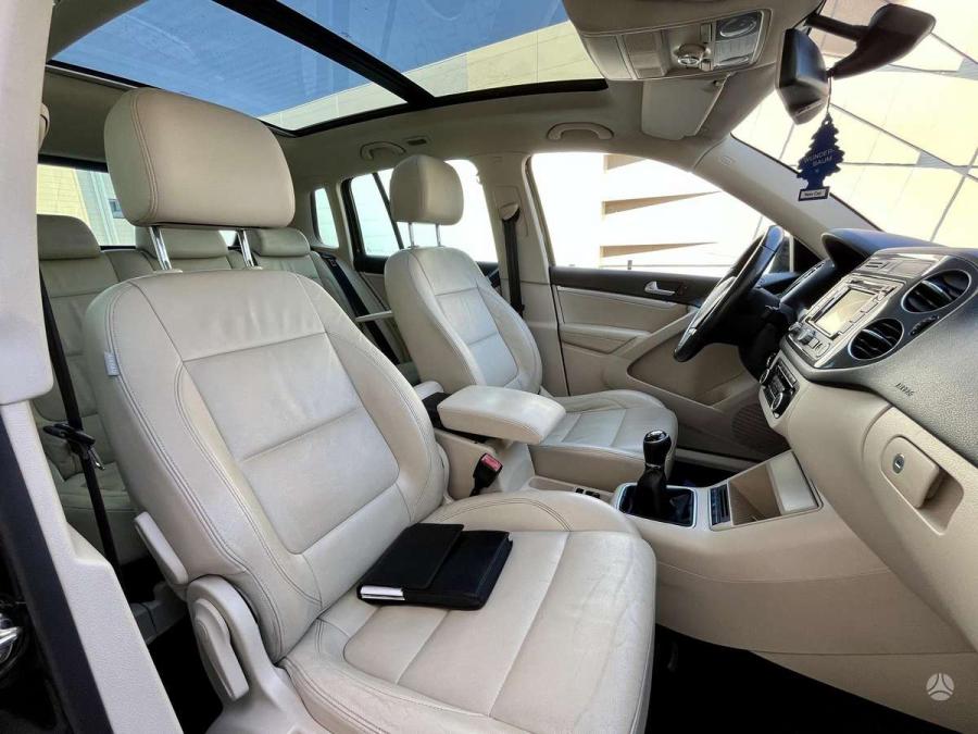 Volkswagen Tiguan 2013 in Siauliai, with an engine capacity of 2.00 L and mileage of 272 thousand km for 8150 €, photo 6 on AUTOMOTO.COM.LV