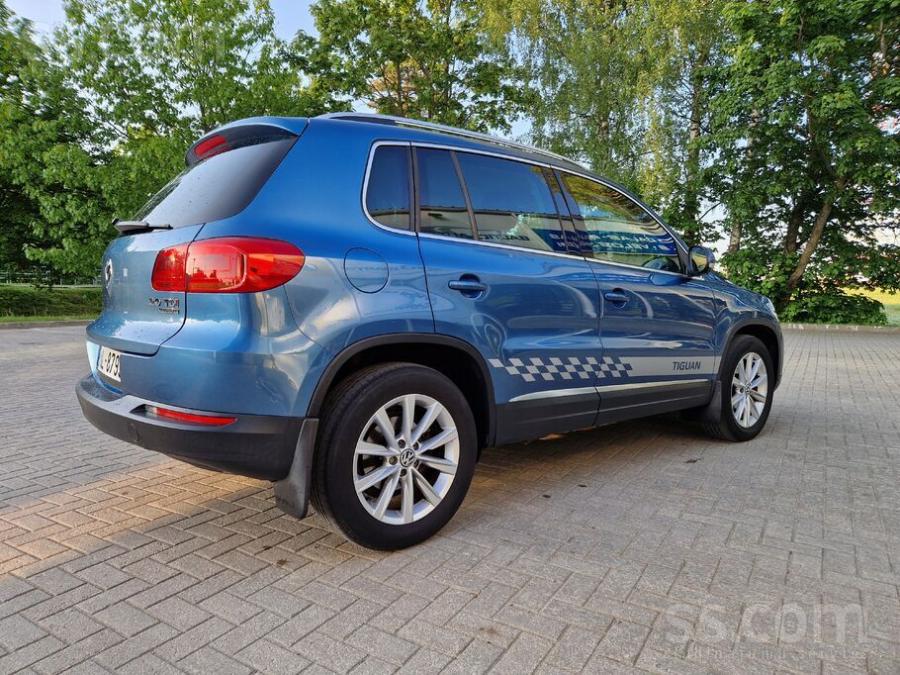 Volkswagen Tiguan 2014 in Valmiera, with an engine capacity of 2.00 L and mileage of 252 thousand km for 9900 €, photo 5 on AUTOMOTO.COM.LV