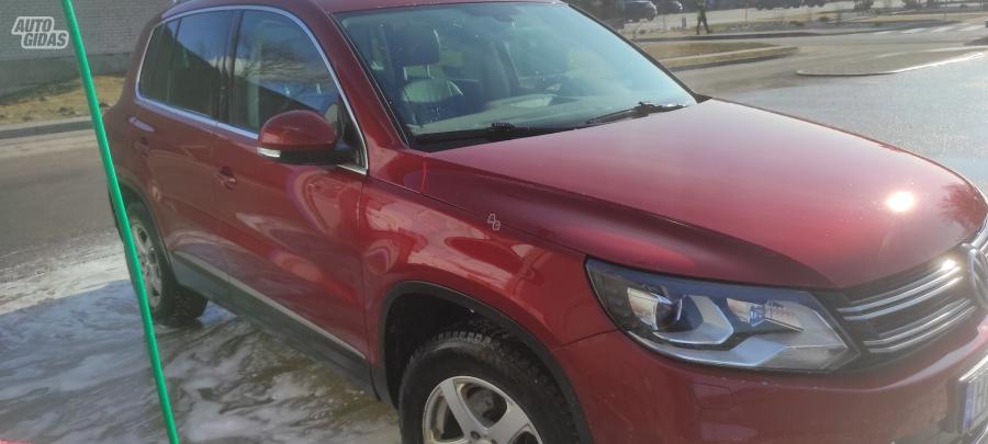 Volkswagen Tiguan 2014 in Klaipeda, with an engine capacity of 2.00 L and mileage of 280 thousand km for 6999 €, photo 9 on AUTOMOTO.COM.LV
