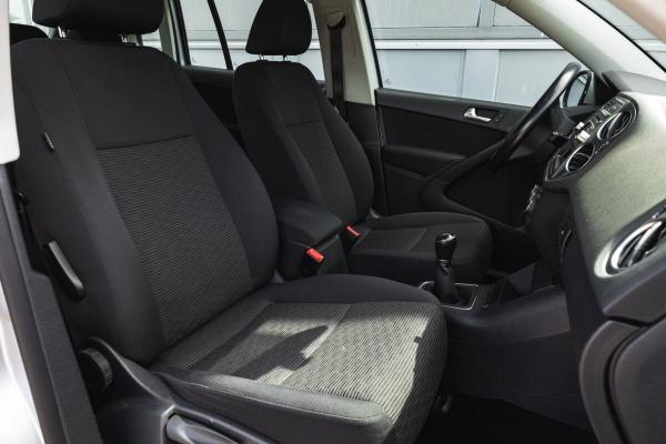 Volkswagen Tiguan 2014 Ventspils, ar dzinēja tilpumu 1.40 L un nobraukumu 146 tūkst. km par 9900 €, foto 9 vietnē AUTOMOTO.COM.LV