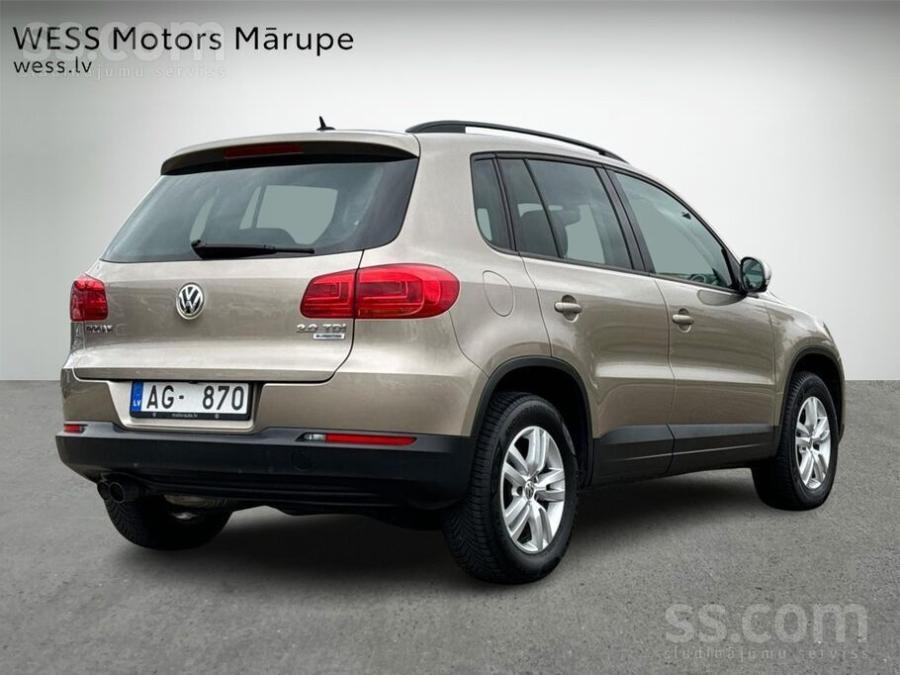 Volkswagen Tiguan 2015 in Riga, with an engine capacity of 2.00 L and mileage of 315 thousand km for 5990 €, photo 2 on AUTOMOTO.COM.LV