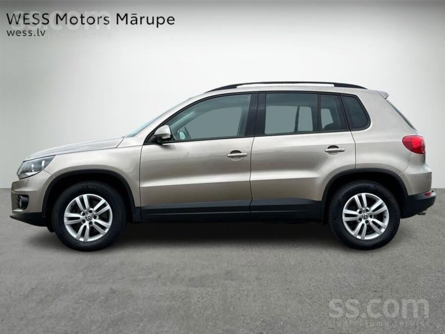 Volkswagen Tiguan 2015 in Riga, with an engine capacity of 2.00 L and mileage of 315 thousand km for 5990 €, photo 3 on AUTOMOTO.COM.LV