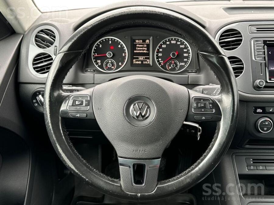 Volkswagen Tiguan 2015 in Riga, with an engine capacity of 2.00 L and mileage of 315 thousand km for 5990 €, photo 12 on AUTOMOTO.COM.LV