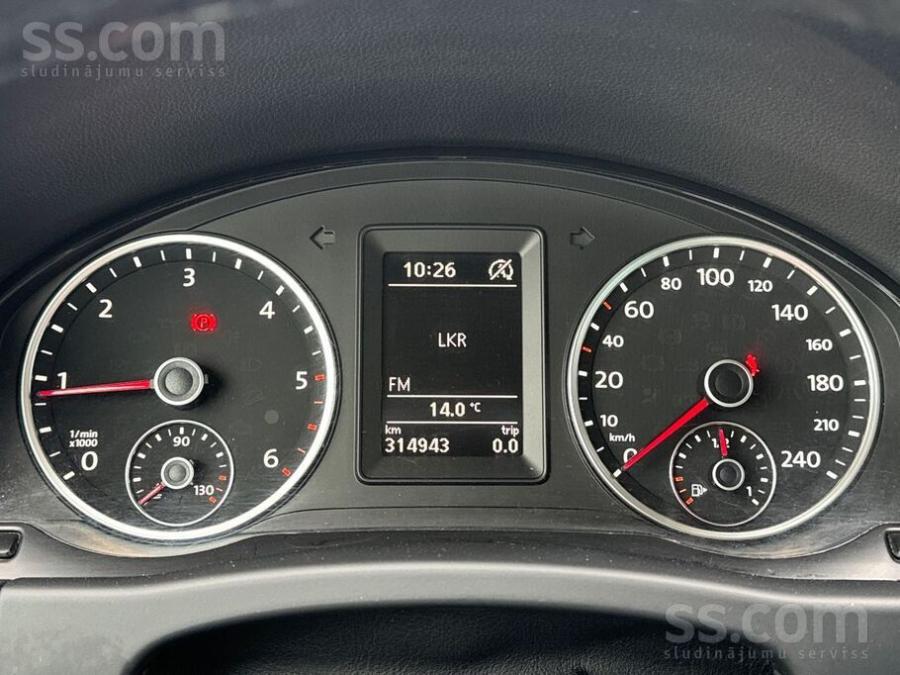 Volkswagen Tiguan 2015 in Riga, with an engine capacity of 2.00 L and mileage of 315 thousand km for 5990 €, photo 13 on AUTOMOTO.COM.LV