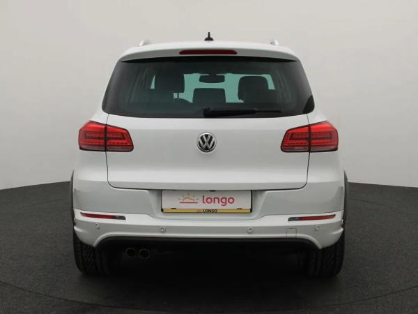 Volkswagen Tiguan 2015 Viļņa, ar dzinēja tilpumu 2.00 L un nobraukumu 234 tūkst. km par 13599 €, foto 5 vietnē AUTOMOTO.COM.LV