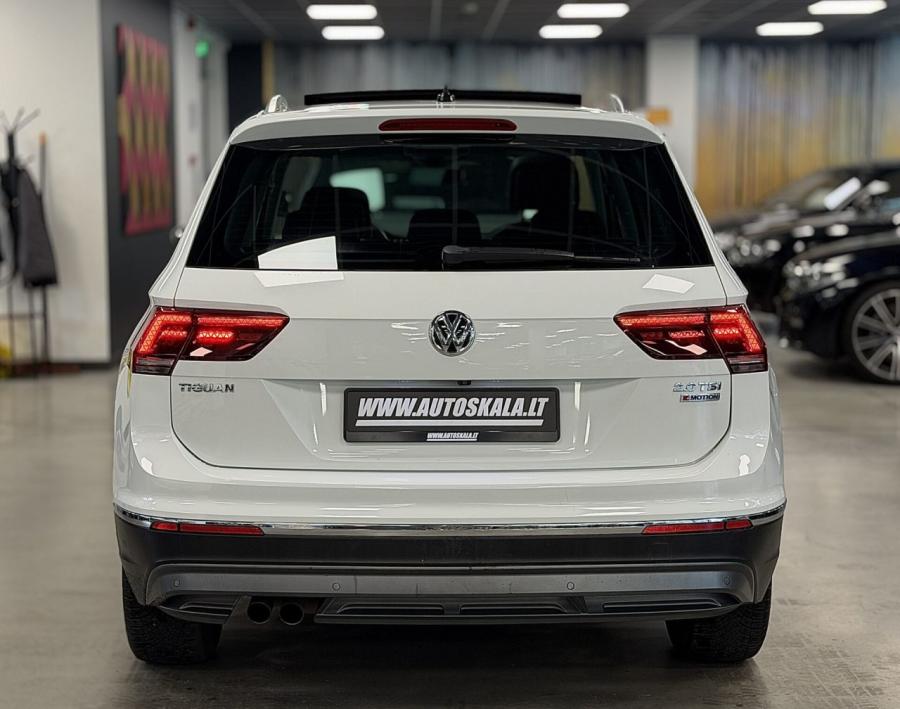 Volkswagen Tiguan 2016 in Klaipeda, with an engine capacity of 1.98 L and mileage of 279 thousand km for 14950 €, photo 4 on AUTOMOTO.COM.LV