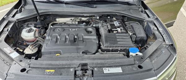 Volkswagen Tiguan 2016 in Kaunas, with an engine capacity of 2.00 L and mileage of 274 thousand km for 13900 €, photo 8 on AUTOMOTO.COM.LV