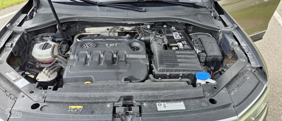 Volkswagen Tiguan 2016 in Kaunas, with an engine capacity of 2.00 L and mileage of 274 thousand km for 14700 €, photo 9 on AUTOMOTO.COM.LV