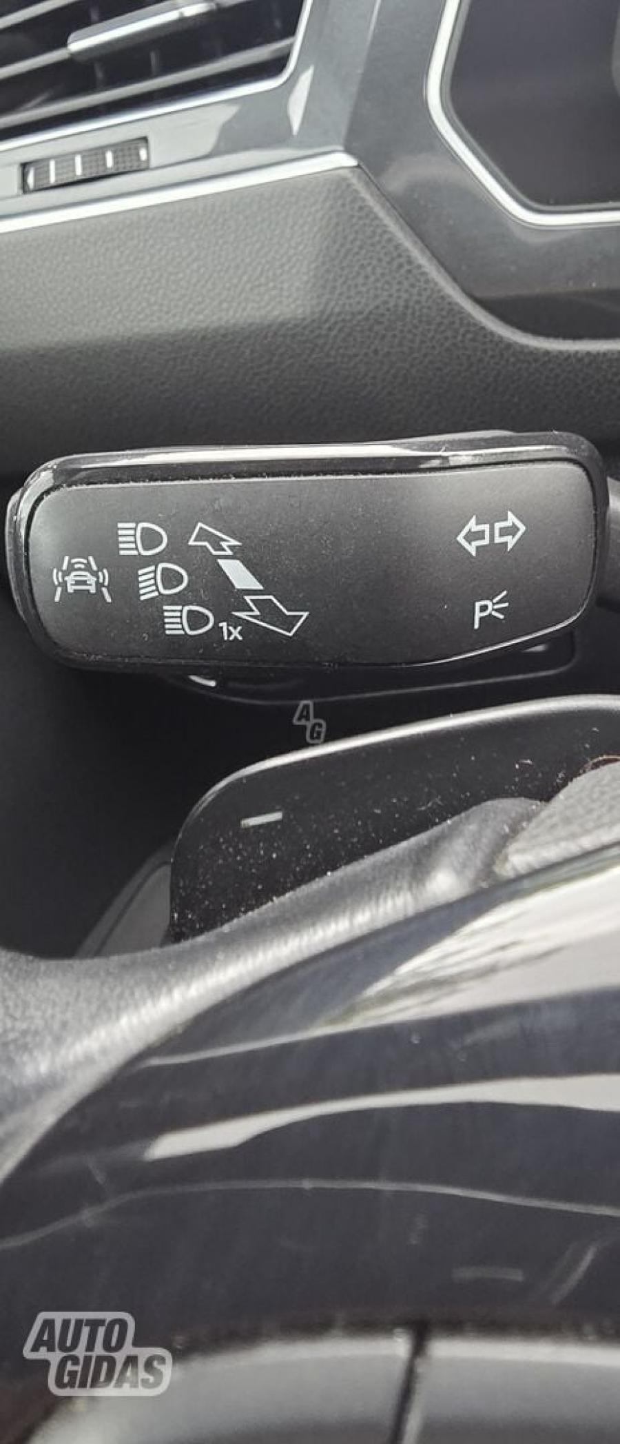 Volkswagen Tiguan 2016 in Kaunas, with an engine capacity of 2.00 L and mileage of 274 thousand km for 14700 €, photo 12 on AUTOMOTO.COM.LV