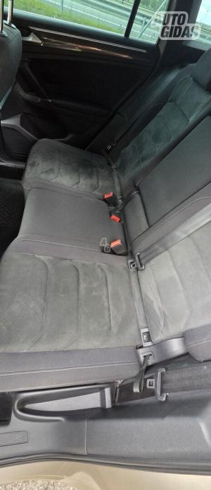 Volkswagen Tiguan 2016 in Kaunas, with an engine capacity of 2.00 L and mileage of 274 thousand km for 14700 €, photo 15 on AUTOMOTO.COM.LV
