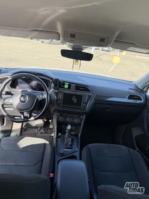 Volkswagen Tiguan 2016 in Vilnius, with an engine capacity of 2.00 L and mileage of 230 thousand km for 14000 €, photo 10 on AUTOMOTO.COM.LV