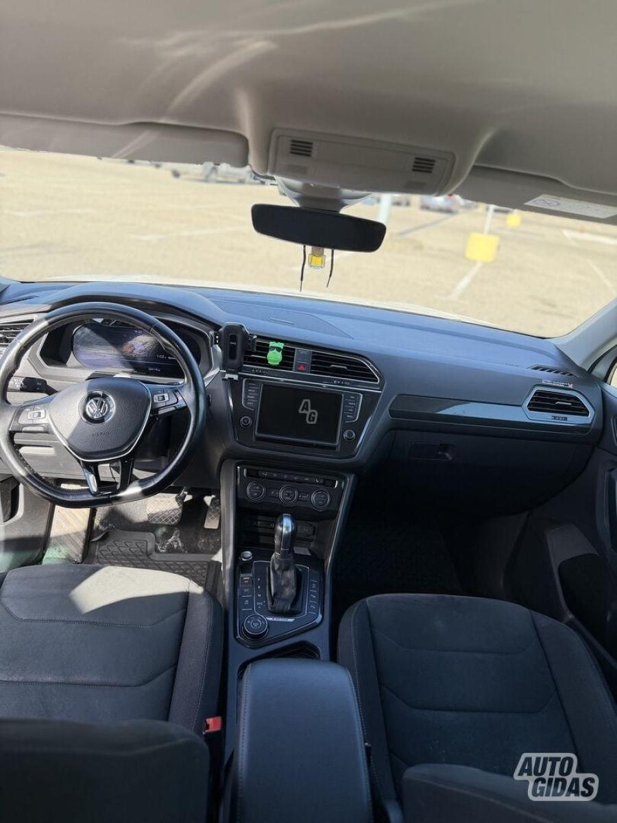 Volkswagen Tiguan 2016 in Vilnius, with an engine capacity of 2.00 L and mileage of 230 thousand km for 14000 €, photo 10 on AUTOMOTO.COM.LV