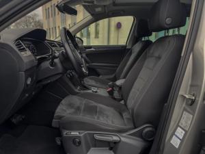 Volkswagen Tiguan 2017 in Jelgava, with an engine capacity of 2.00 L and mileage of 180 thousand km for 16900 €, photo 3 on AUTOMOTO.COM.LV