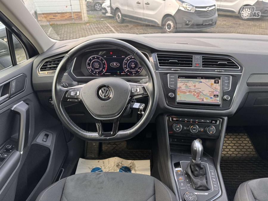 Volkswagen Tiguan 2017 in Kaunas, with an engine capacity of 1.40 L and mileage of 26 thousand km for 27549 €, photo 10 on AUTOMOTO.COM.LV