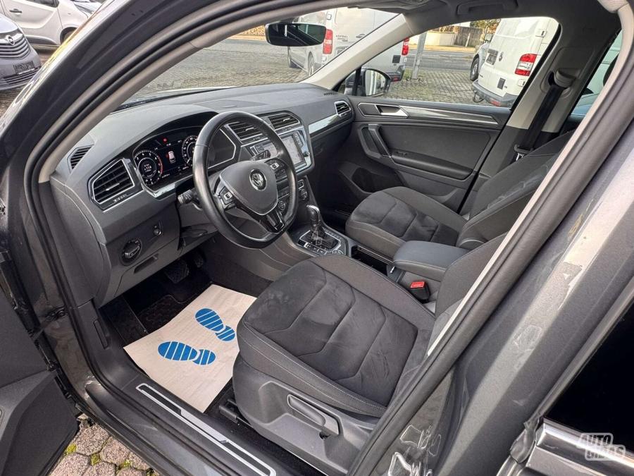 Volkswagen Tiguan 2017 in Kaunas, with an engine capacity of 1.40 L and mileage of 26 thousand km for 27549 €, photo 13 on AUTOMOTO.COM.LV