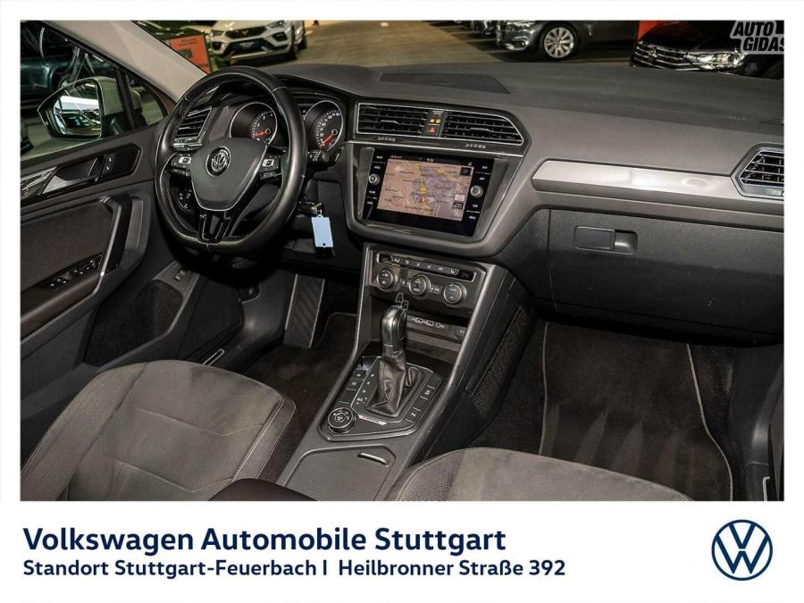 Volkswagen Tiguan 2017 in Kaunas, with an engine capacity of 2.00 L and mileage of 65 thousand km for 28405 €, photo 6 on AUTOMOTO.COM.LV