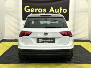 Volkswagen Tiguan 2017 in Vilnius, with an engine capacity of 0.00 L and mileage of 0 thousand km for 11990 €, photo 5 on AUTOMOTO.COM.LV