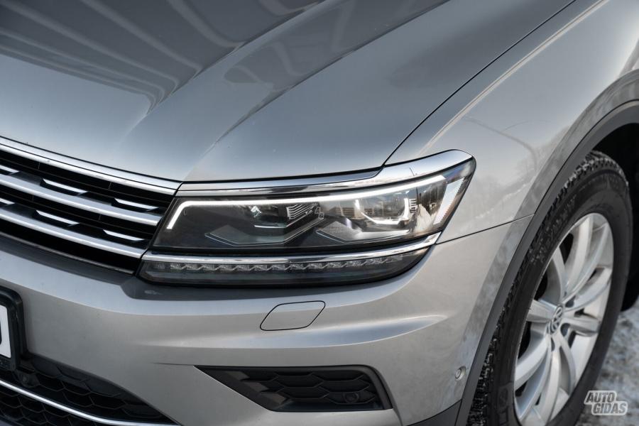 Volkswagen Tiguan 2017 in Vilnius, with an engine capacity of 2.00 L and mileage of 219 thousand km for 17500 €, photo 9 on AUTOMOTO.COM.LV