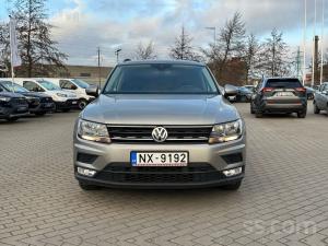 Volkswagen Tiguan 2017 in Liepaja, with an engine capacity of 2.00 L and mileage of 147 thousand km for 13900 €, photo 8 on AUTOMOTO.COM.LV