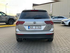 Volkswagen Tiguan 2017 in Liepaja, with an engine capacity of 2.00 L and mileage of 147 thousand km for 13900 €, photo 9 on AUTOMOTO.COM.LV