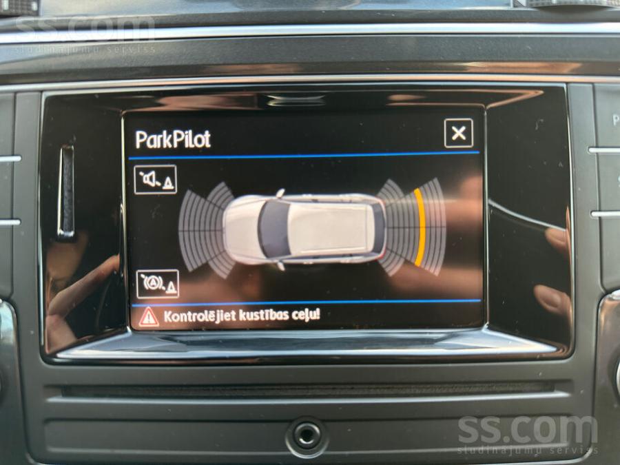 Volkswagen Tiguan 2017 in Liepaja, with an engine capacity of 2.00 L and mileage of 147 thousand km for 13900 €, photo 15 on AUTOMOTO.COM.LV