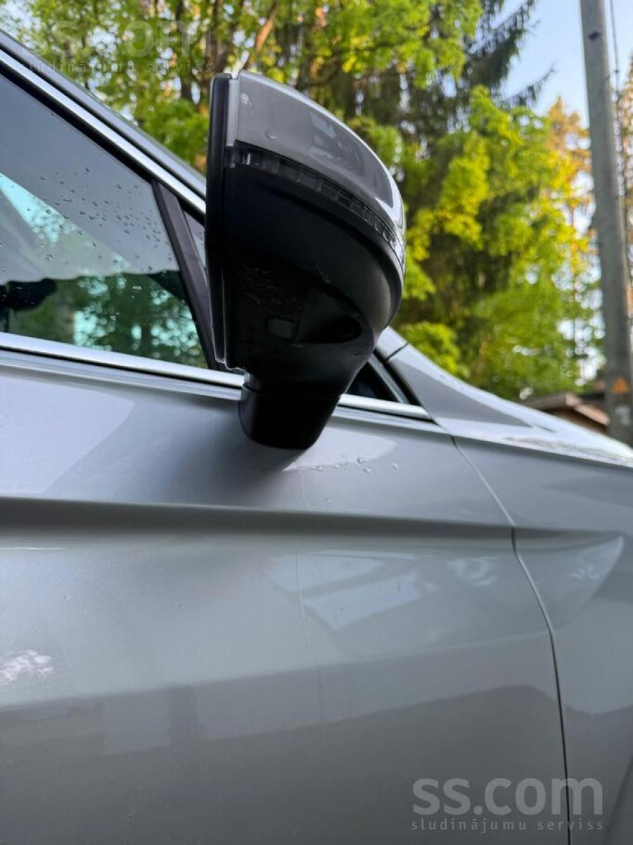 Volkswagen Tiguan 2017 in Ogre, with an engine capacity of 2.00 L and mileage of 175 thousand km for 15200 €, photo 13 on AUTOMOTO.COM.LV
