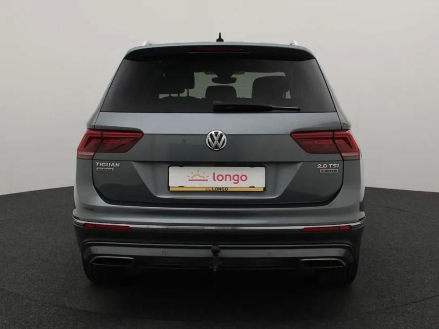 Volkswagen Tiguan 2018 in Vilnius, with an engine capacity of 2.00 L and mileage of 178 thousand km for 20699 €, photo 5 on AUTOMOTO.COM.LV