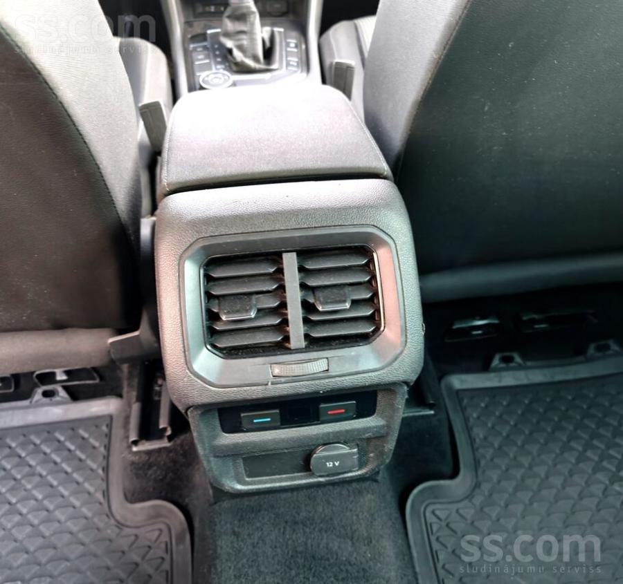 Volkswagen Tiguan 2018 Rīga, ar dzinēja tilpumu 2.00 L un nobraukumu 242 tūkst. km par 12900 €, foto 7 vietnē AUTOMOTO.COM.LV