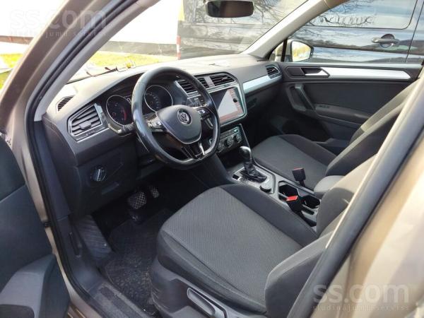 Volkswagen Tiguan 2018 in Riga, with an engine capacity of 2.00 L and mileage of 242 thousand km for 12900 €, photo 7 on AUTOMOTO.COM.LV