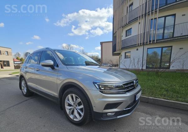 Volkswagen Tiguan 2018 in Riga, with an engine capacity of 1.40 L and mileage of 211 thousand km for 16900 €, photo 3 on AUTOMOTO.COM.LV