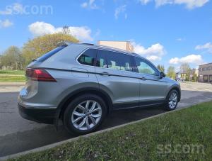 Volkswagen Tiguan 2018 in Riga, with an engine capacity of 1.40 L and mileage of 211 thousand km for 16900 €, photo 6 on AUTOMOTO.COM.LV