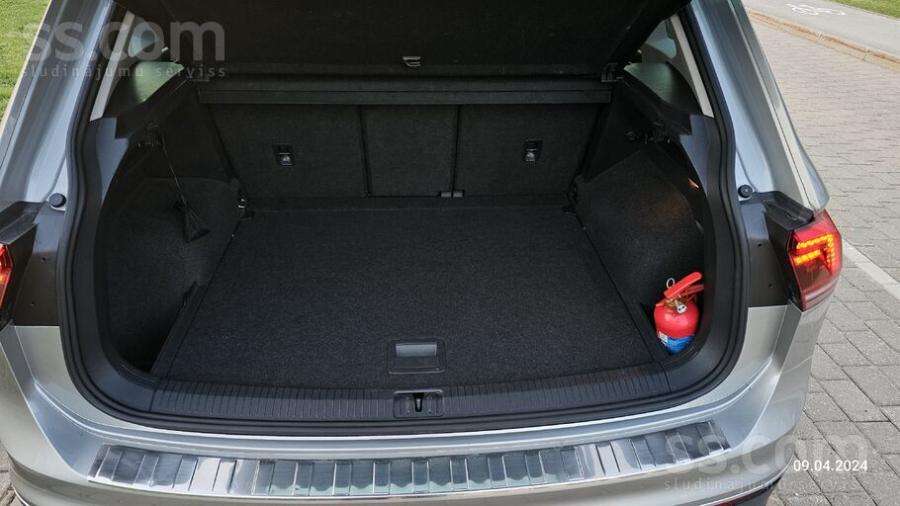 Volkswagen Tiguan 2018 in Riga, with an engine capacity of 1.40 L and mileage of 211 thousand km for 16900 €, photo 18 on AUTOMOTO.COM.LV