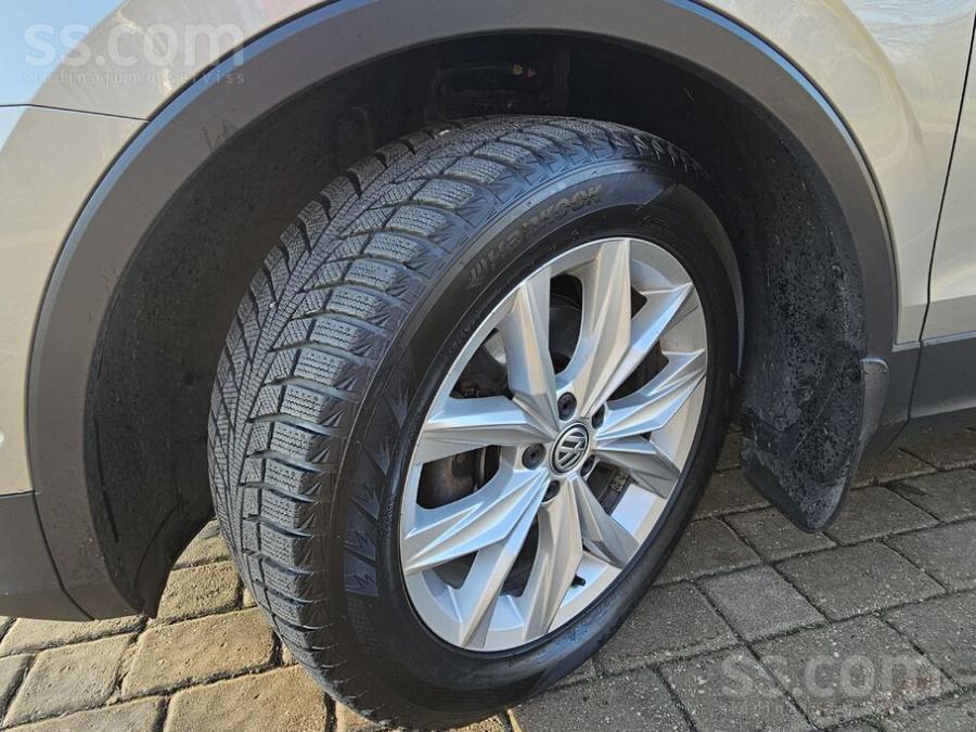 Volkswagen Tiguan 2018 in Riga, with an engine capacity of 1.40 L and mileage of 211 thousand km for 16900 €, photo 20 on AUTOMOTO.COM.LV