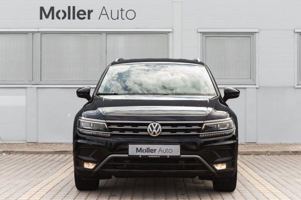 Volkswagen Tiguan 2018 in Ventspils, with an engine capacity of 2.00 L and mileage of 127 thousand km for 19450 €, photo 8 on AUTOMOTO.COM.LV