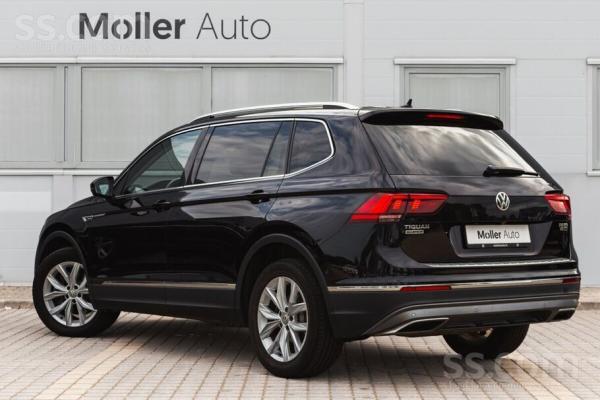 Volkswagen Tiguan 2018 in Ventspils, with an engine capacity of 2.00 L and mileage of 127 thousand km for 19450 €, photo 3 on AUTOMOTO.COM.LV