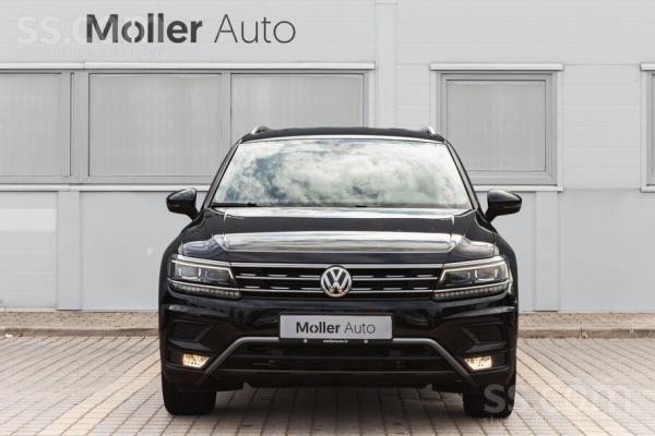 Volkswagen Tiguan 2018 in Ventspils, with an engine capacity of 2.00 L and mileage of 127 thousand km for 19450 €, photo 8 on AUTOMOTO.COM.LV