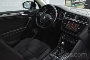 Volkswagen Tiguan 2018 Ventspils, ar dzinēja tilpumu 2.00 L un nobraukumu 127 tūkst. km par 19450 €, foto 19 vietnē AUTOMOTO.COM.LV