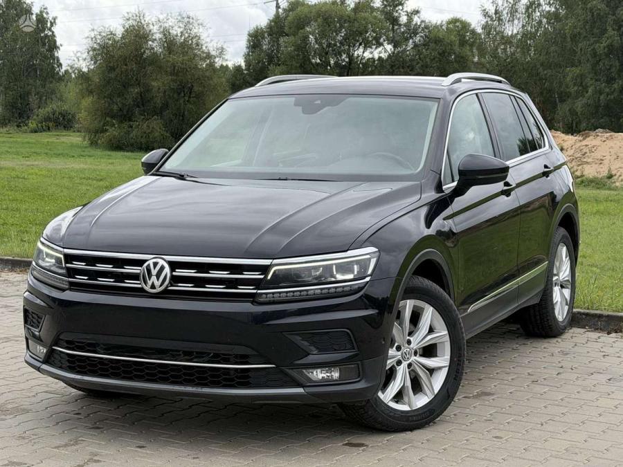 Volkswagen Tiguan 2018 in Silute, with an engine capacity of 2.00 L and mileage of 130 thousand km for 21600 €, photo 3 on AUTOMOTO.COM.LV