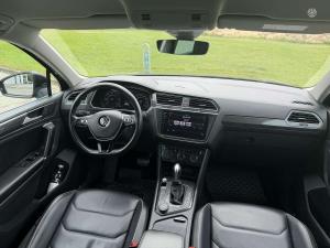 Volkswagen Tiguan 2018 in Silute, with an engine capacity of 2.00 L and mileage of 130 thousand km for 21600 €, photo 10 on AUTOMOTO.COM.LV