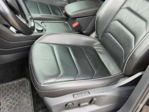 Volkswagen Tiguan 2018 in Silute, with an engine capacity of 2.00 L and mileage of 130 thousand km for 21600 €, photo 14 on AUTOMOTO.COM.LV