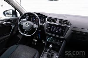 Volkswagen Tiguan 2019 in Riga, with an engine capacity of 2.00 L and mileage of 173 thousand km for 18350 €, photo 9 on AUTOMOTO.COM.LV