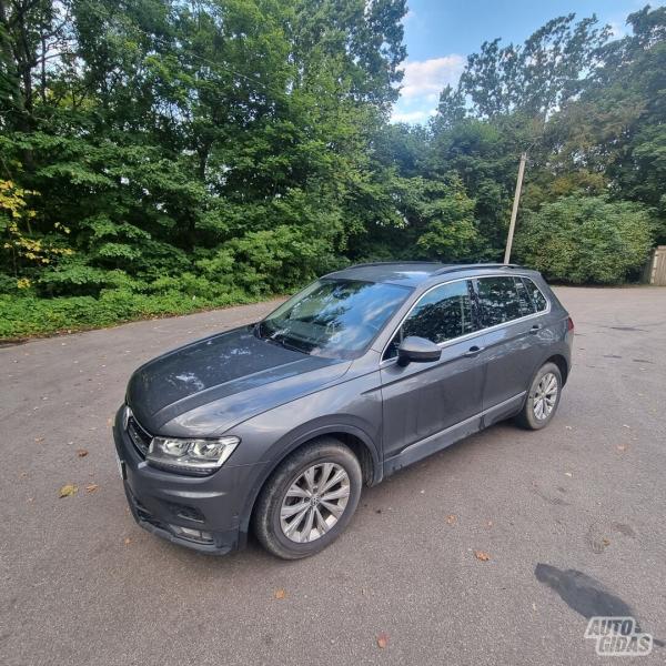 Volkswagen Tiguan 2019 Kauņa, ar dzinēja tilpumu 2.00 L un nobraukumu 228 tūkst. km par 16000 €, foto 2 vietnē AUTOMOTO.COM.LV