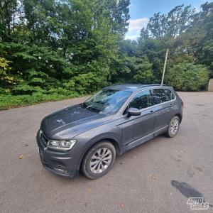 Volkswagen Tiguan 2019 in Kaunas, with an engine capacity of 2.00 L and mileage of 228 thousand km for 16000 €, photo 2 on AUTOMOTO.COM.LV