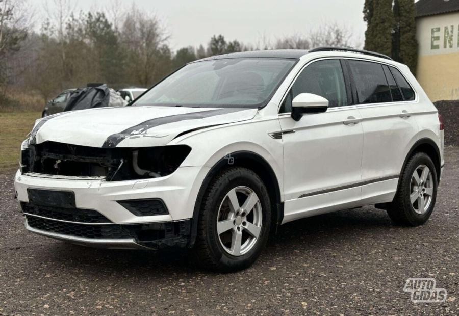 Volkswagen Tiguan 2019 in Vilnius, with an engine capacity of 1.40 L and mileage of 66 thousand km for 7000 €, photo 1 on AUTOMOTO.COM.LV
