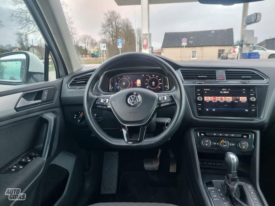 Volkswagen Tiguan 2019 in Taurage, with an engine capacity of 2.00 L and mileage of 285 thousand km for 14750 €, photo 16 on AUTOMOTO.COM.LV