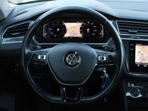 Volkswagen Tiguan 2019 in Vilnius, with an engine capacity of 2.00 L and mileage of 211 thousand km for 19250 €, photo 7 on AUTOMOTO.COM.LV