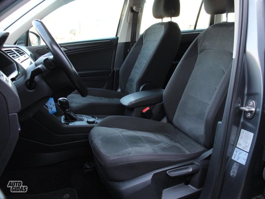 Volkswagen Tiguan 2019 in Vilnius, with an engine capacity of 2.00 L and mileage of 211 thousand km for 19250 €, photo 16 on AUTOMOTO.COM.LV
