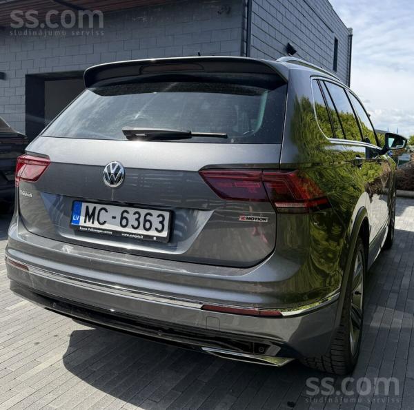 Volkswagen Tiguan 2019 in Riga, with an engine capacity of 2.00 L and mileage of 115 thousand km for 27500 €, photo 9 on AUTOMOTO.COM.LV