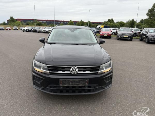 Volkswagen Tiguan 2019 in Vilnius, with an engine capacity of 1.97 L and mileage of 246 thousand km for 11900 €, photo 2 on AUTOMOTO.COM.LV
